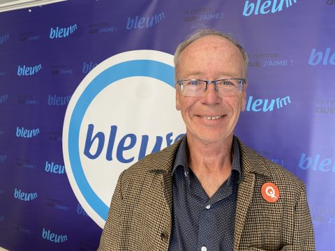 M. Daniel Leboeuf se présente à la mairie de Percé - 96.3