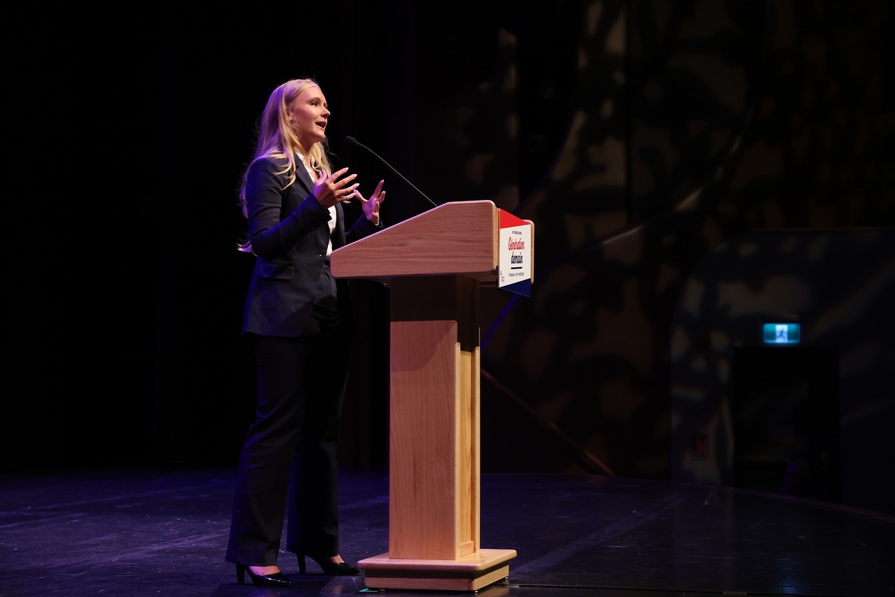 LES LIBÉRAUX POURRAIENT PRENDRE LE POUVOIR EN 2026 - Bleu FM - Chandler 96.3